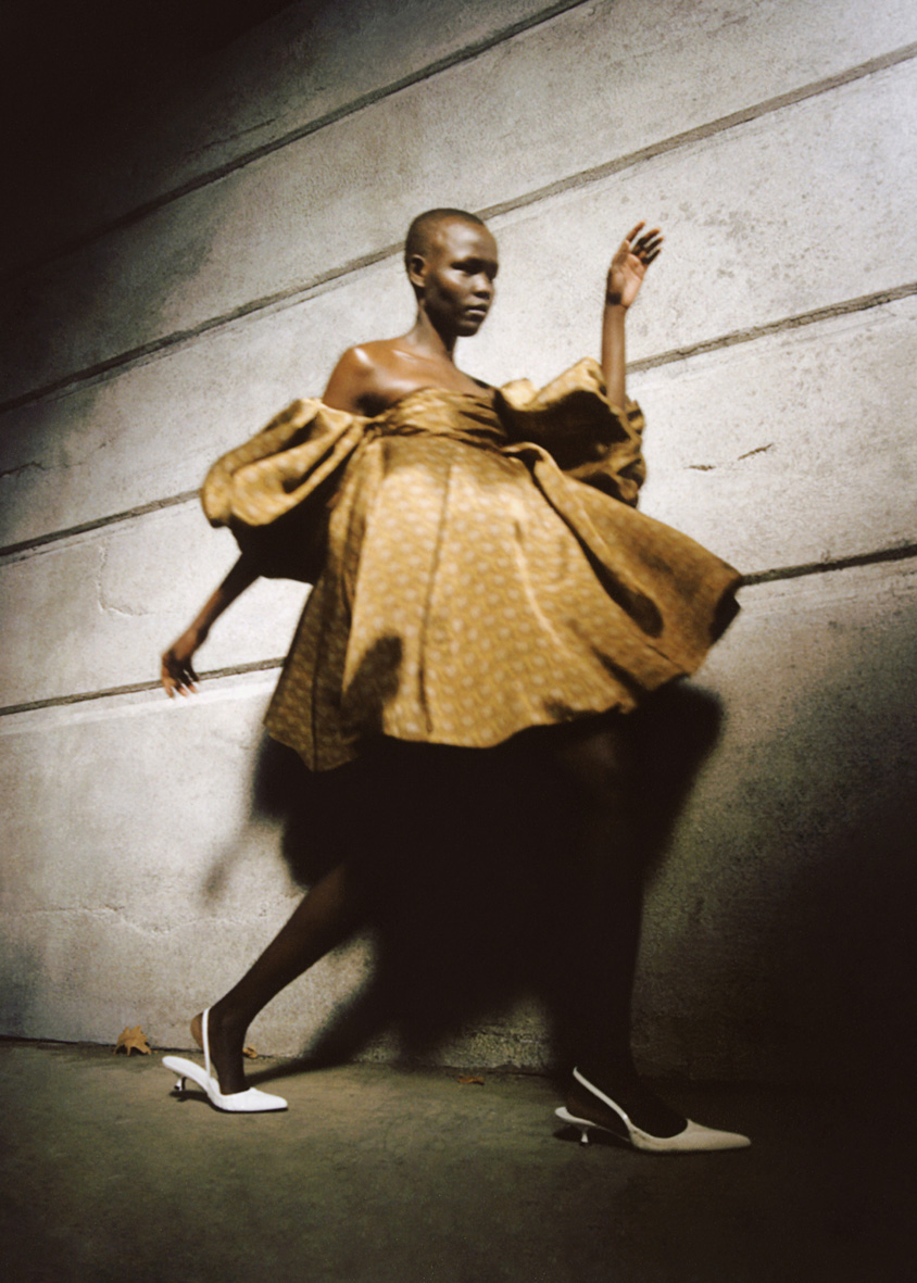Khaite pre-fall 2021, Catherine Holstein esplora la realtà aumentata ...