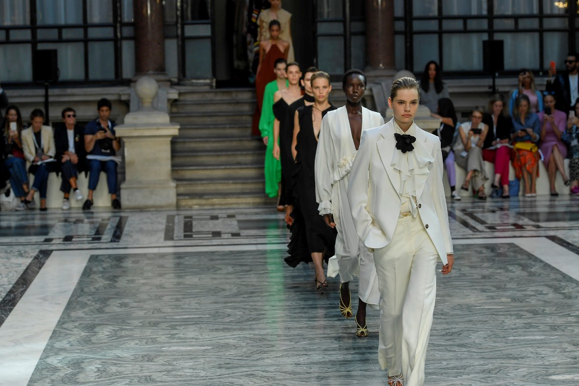 Marie Leblanc de Reynies è il nuovo ceo di Victoria Beckham ...
