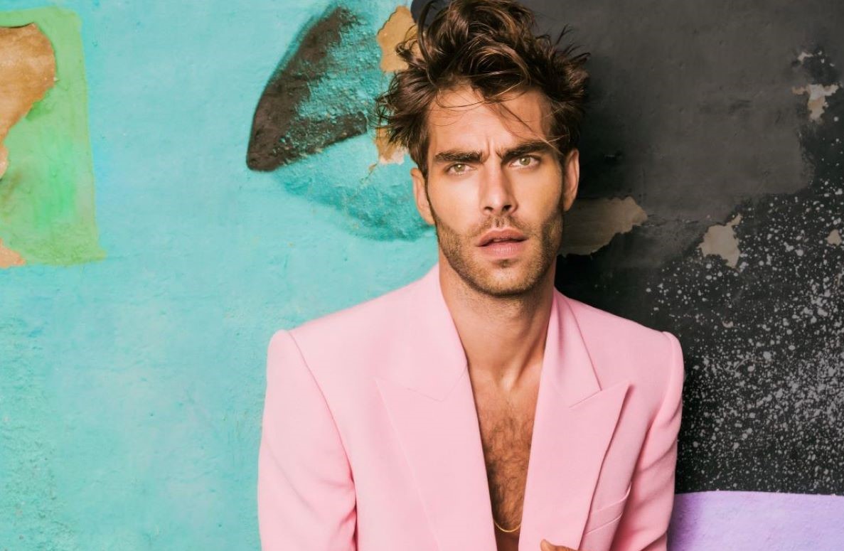 Oliver Rousteing chiama la Balmain army per reinterpretare la resort ...