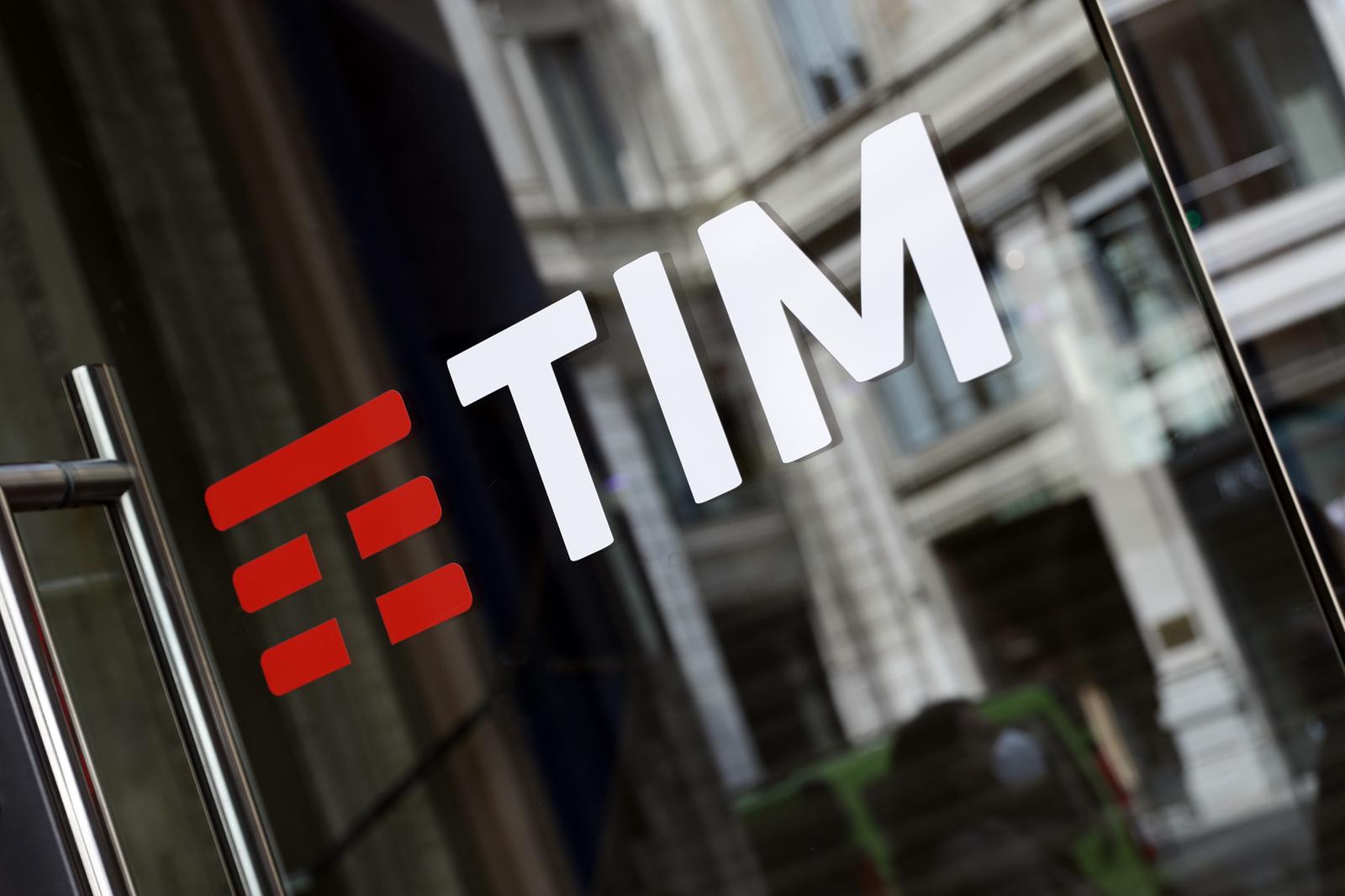 Tim, super dividendo in vista? Ecco quando il gruppo delle tlc potrebbe ... Tim, super dividendo in vista? Ecco quando il gruppo delle tlc potrebbe ...