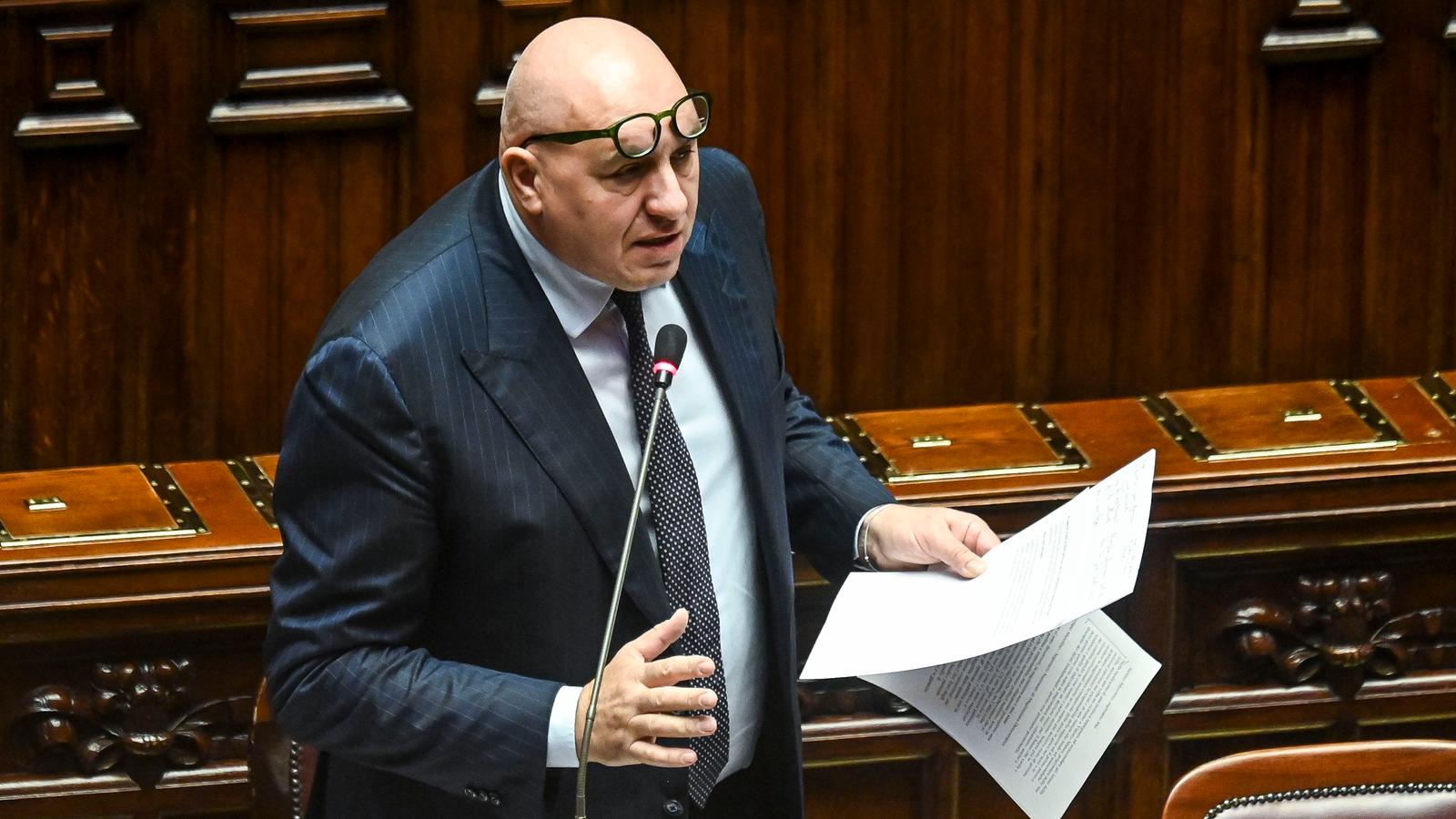 Crisi nel Mar Rosso, il ministro Guido Crosetto si prepara a ...