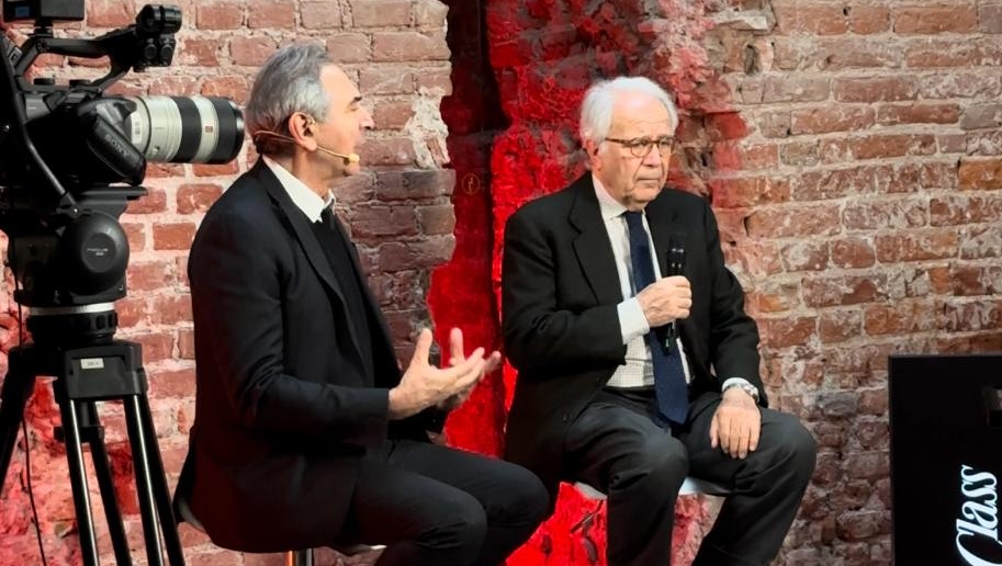 Front row, dietro le quinte del fashion con Class tv Moda ...