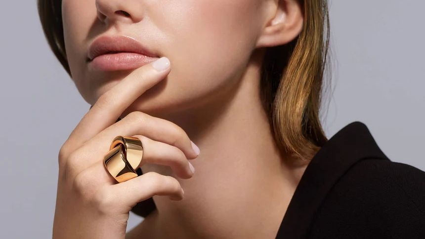 Richemont rileva il 100% del gioielliere Vhernier | MilanoFinanza News