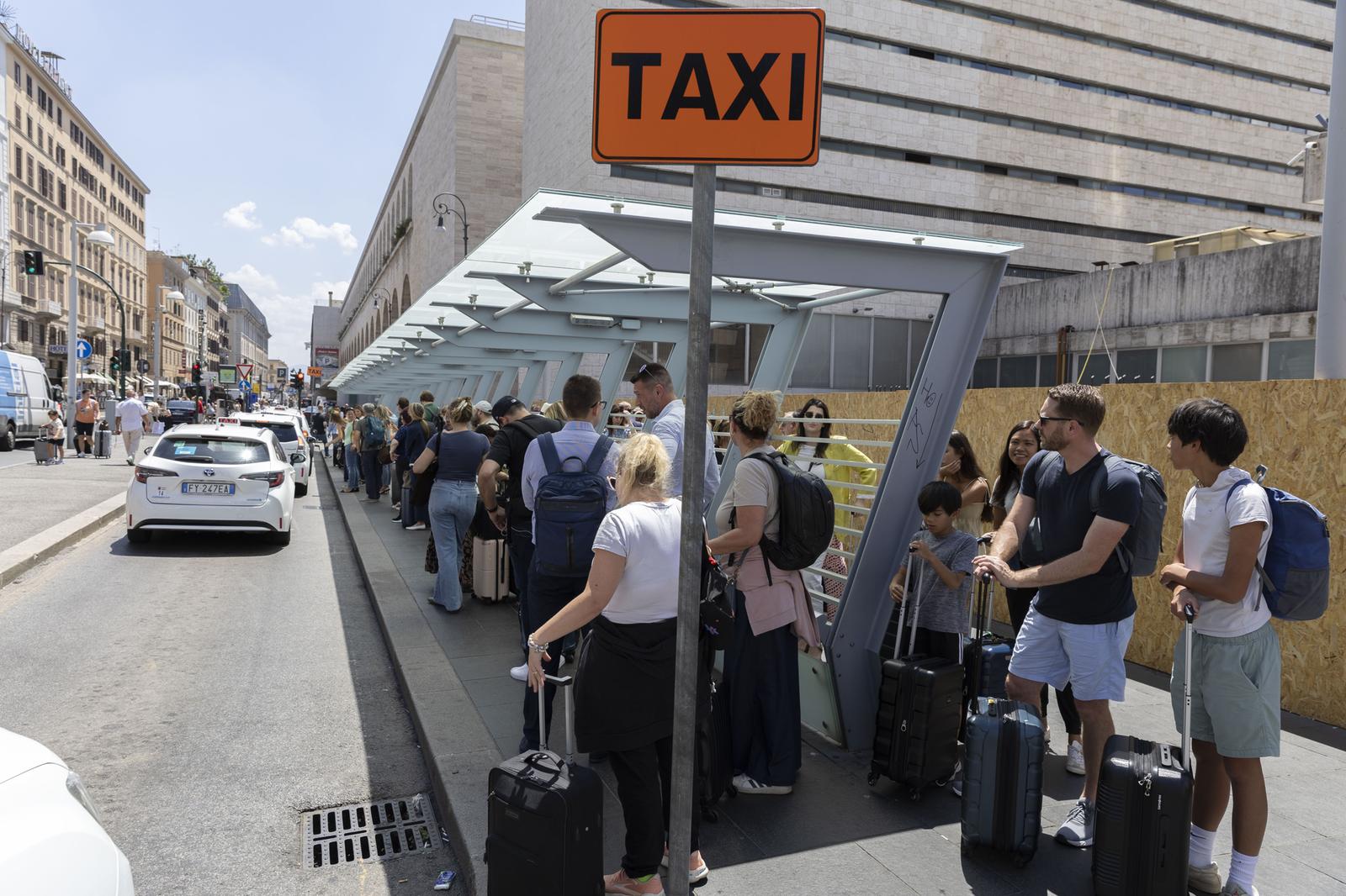 La Consulta sbotta: sulle licenze ncc non deve vincere la lobby dei ...