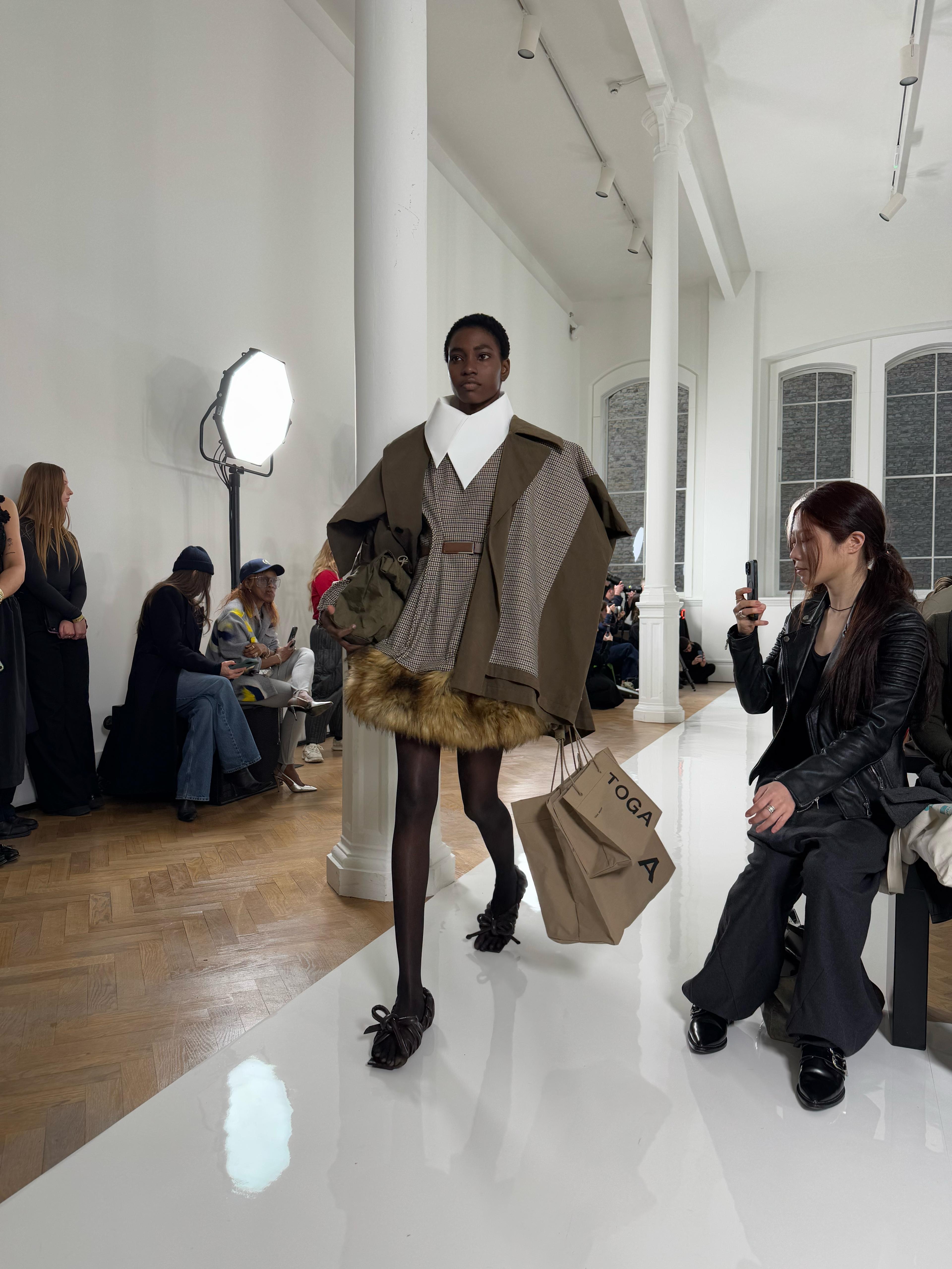 Le asimmetrie di Toga alla London fashion week | MilanoFinanza News