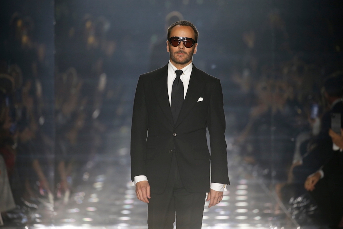 Tanti auguri a Tom Ford, che oggi compie 64 anni tra potere e seduzione ...
