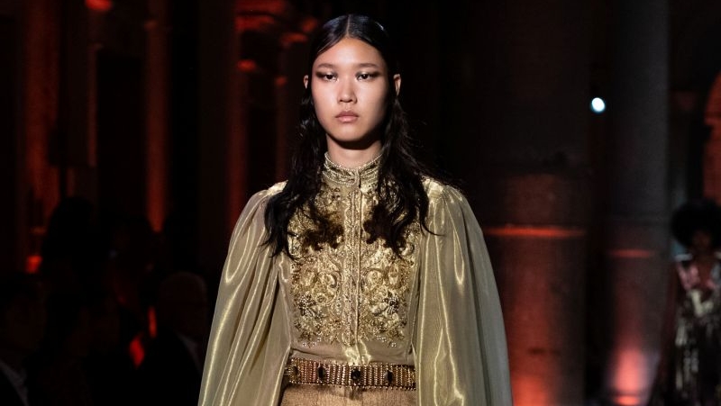 Da Alberta Ferretti a Moschino, Rimini celebra 75 anni di moda made in ...